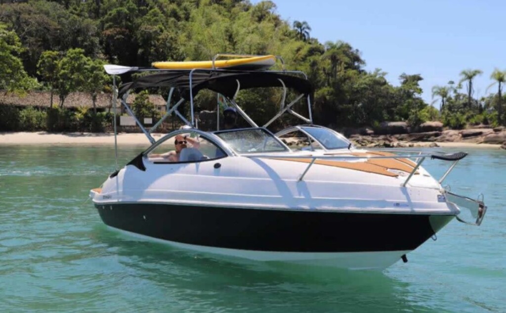 Lanchas Focker: Modelos e Especificações - Oeste Marine Náutica