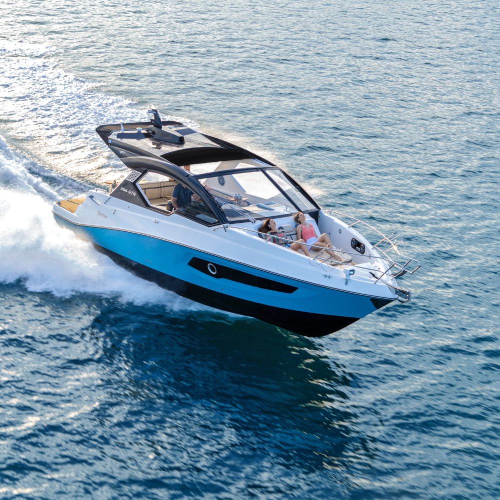 Lancha Focker 366 GTS | Oeste Marine